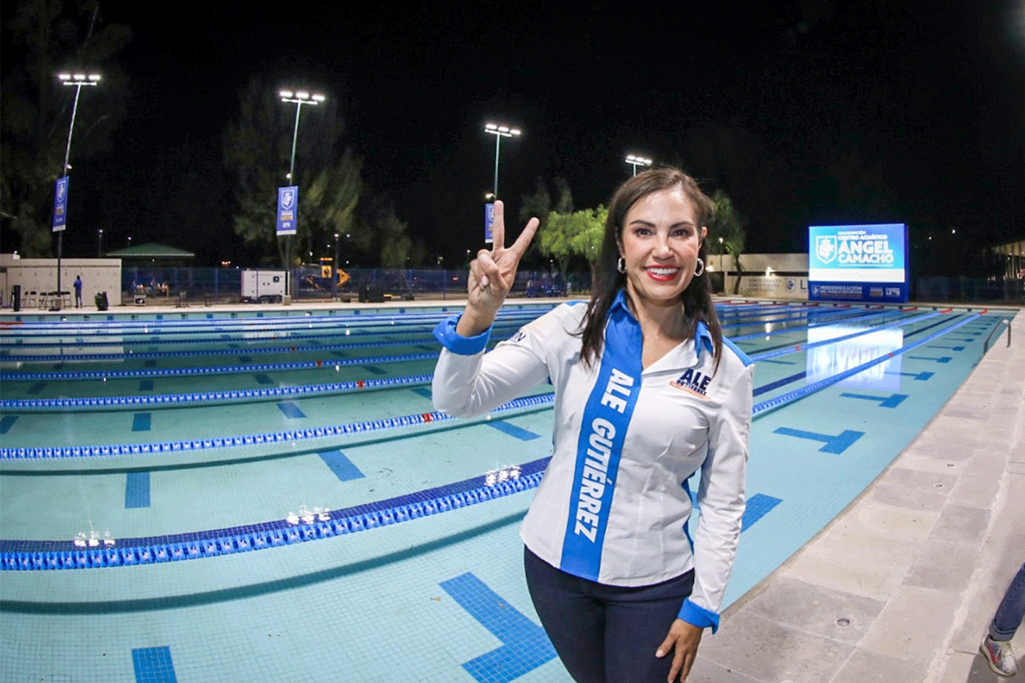 León apuesta por el deporte: inauguran Centro Acuático ‘Ángel Camacho ...